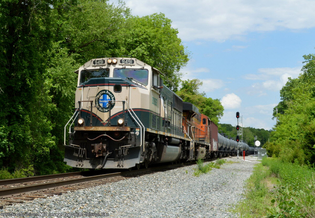 BNSF 9491 and train K055
